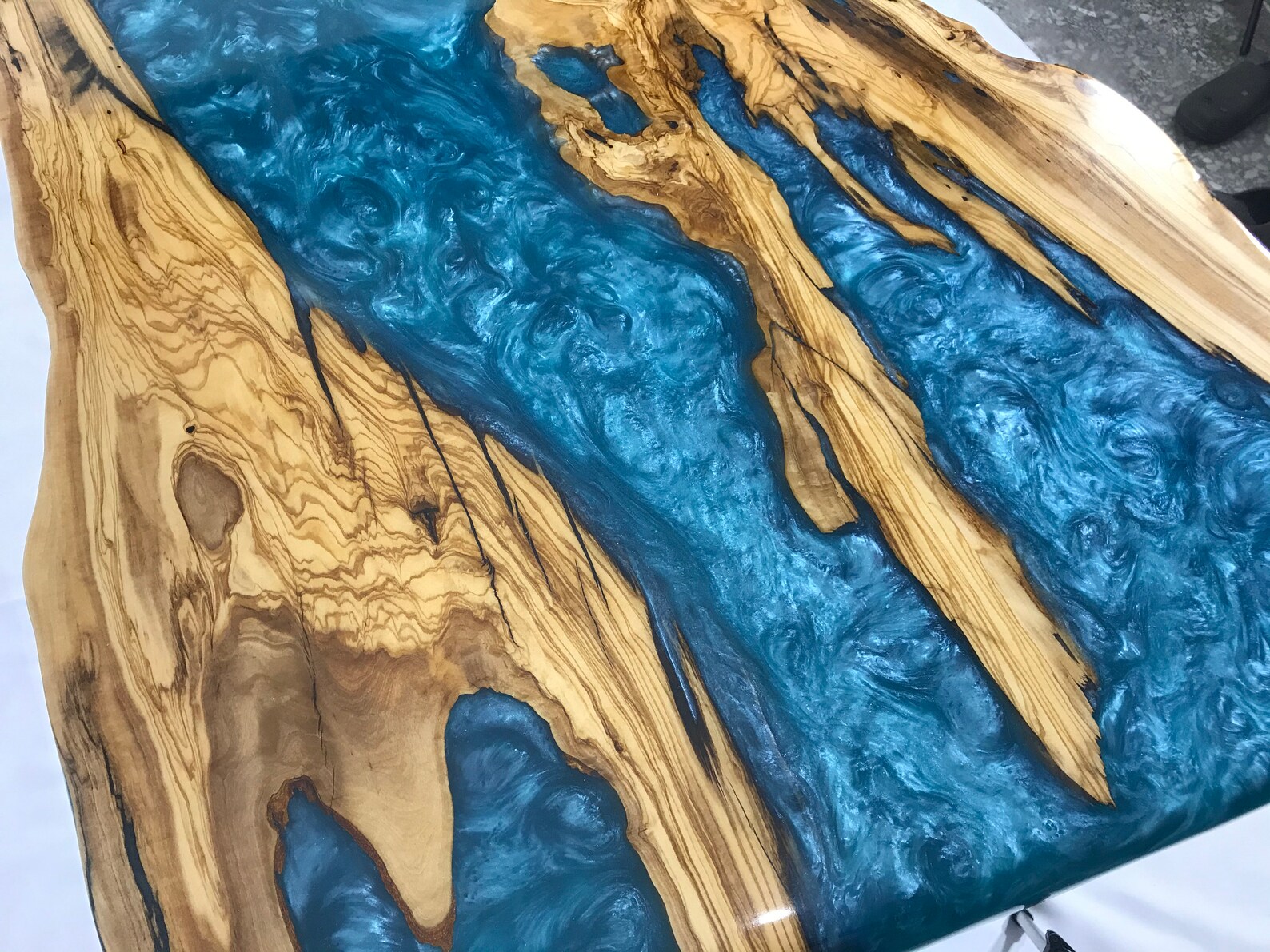 Handmade Epoxy River Dining Table / Epoxy Olive Wood Desk / - Etsy