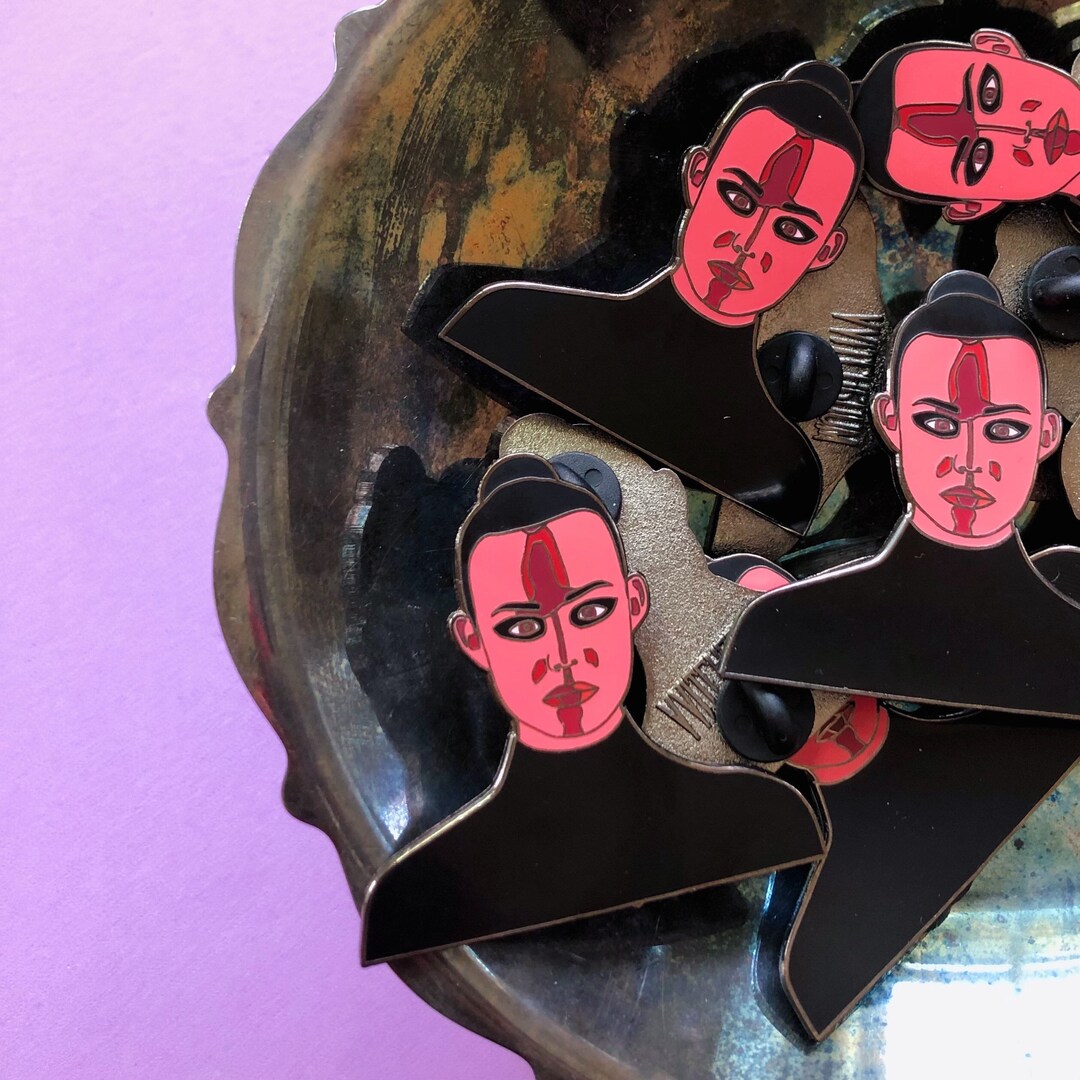 Horror Heroines: Jesse From Neon Demon Enamel Pin | Cult Film Nicolas ...