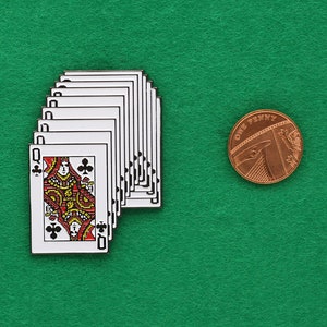 Solitaire Cards Enamel Pin Badge - Queen of Clubs XL Windows 95 ...