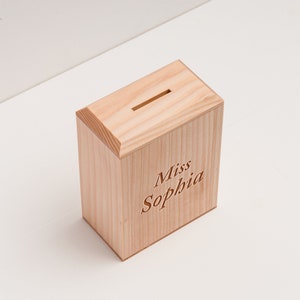 Personalized Wooden Money Box - Engraved Decorative Piggy Bank - Etsy