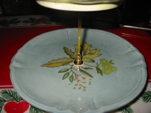 2 Tiered Plate Stand, Tracy Porter Laurel Leaf, Takamashi SF Hand ...