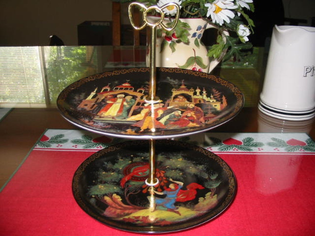 2 Tiered Plate Stand, Lucy Maxym Museum Collection 9" Tall 7.25" Plates ...