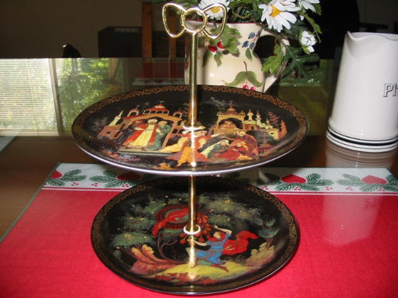 2 Tiered Plate Stand, Lucy Maxym Museum Collection 9" Tall 7.25" Plates ...