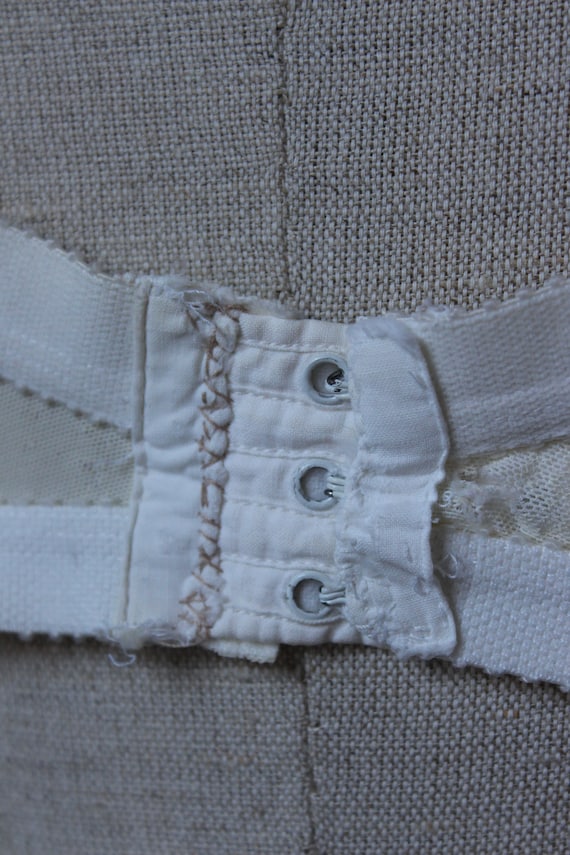 Vintage 1950s Bullet Bra | Size 30A/B | Vintage White… - Gem