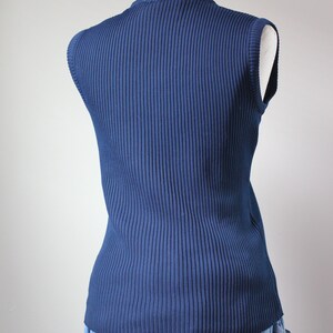 1970s Vintage Shell Blouse Size L Vintage 70s Sleeveless Knit Top Size ...