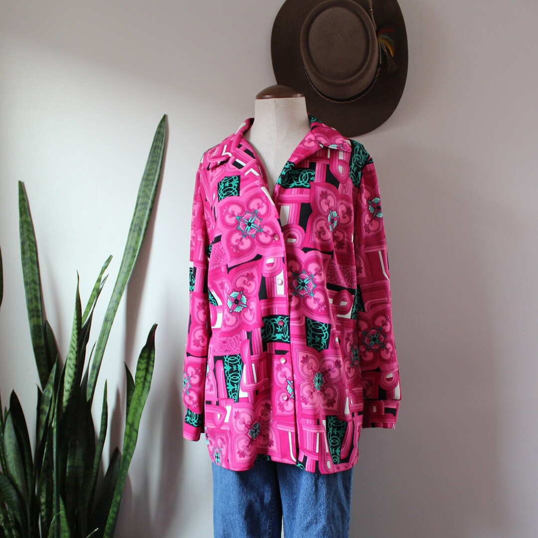 1970s Vintage Pykettes Blouse | Size XL | Pink Patterned Geometric ...