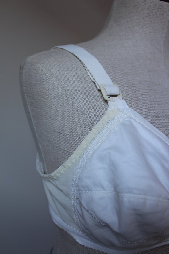 Vintage 1950s Bullet Bra | Size 30A/B | Vintage White… - Gem