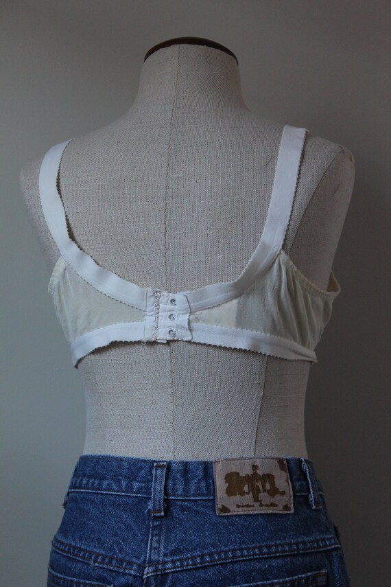 Vintage 1950s Bullet Bra | Size 30A/B | Vintage White… - Gem