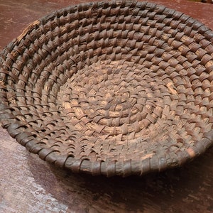 19th Century Antique Rye Basket,original Paint,primitive Basket - Etsy