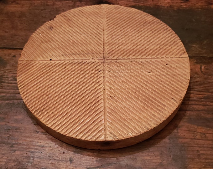 Antique Wood Round Board,riser,primitive,patina - Etsy
