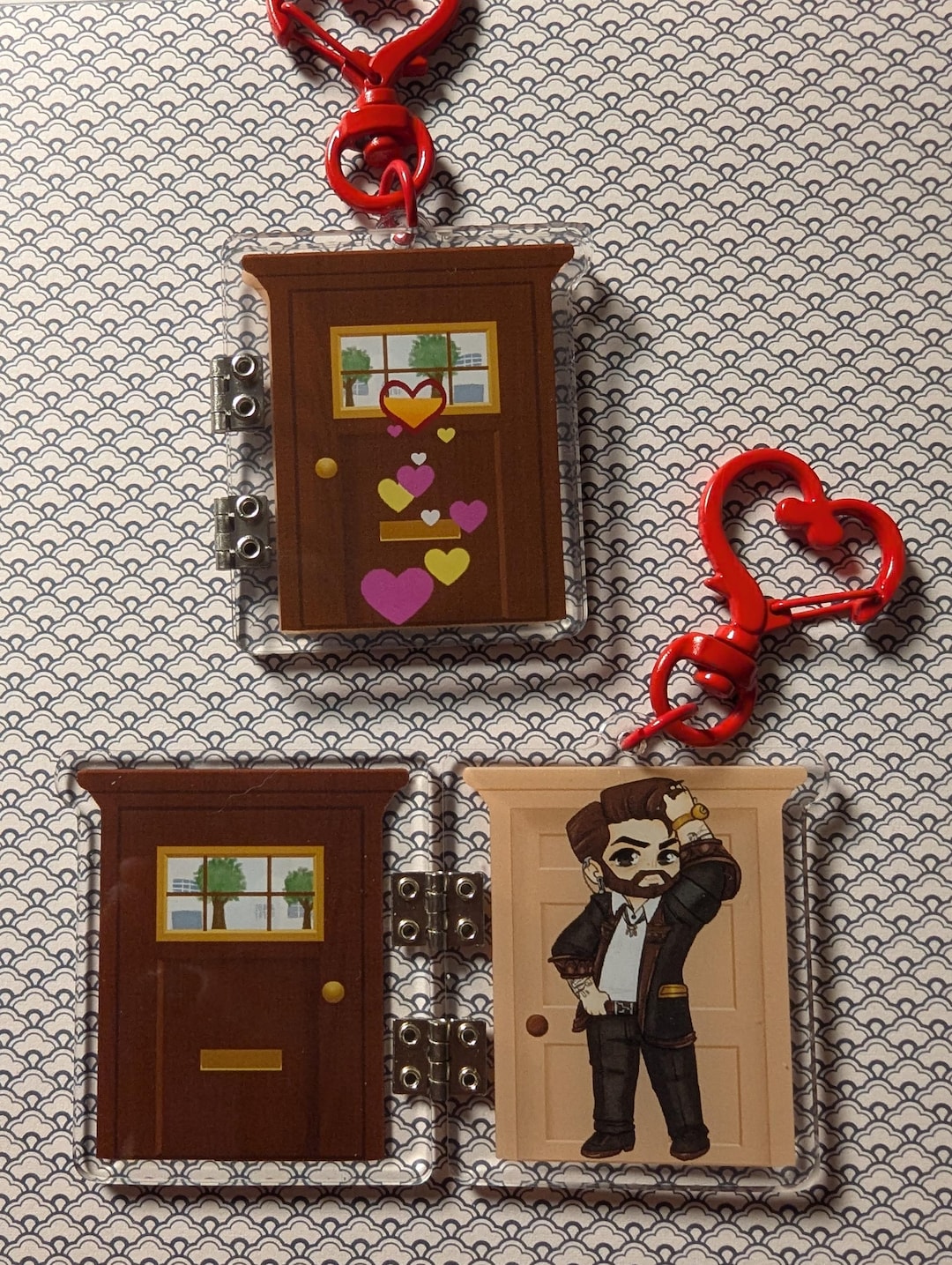 Date Everything Dorian Door Keychain - Etsy