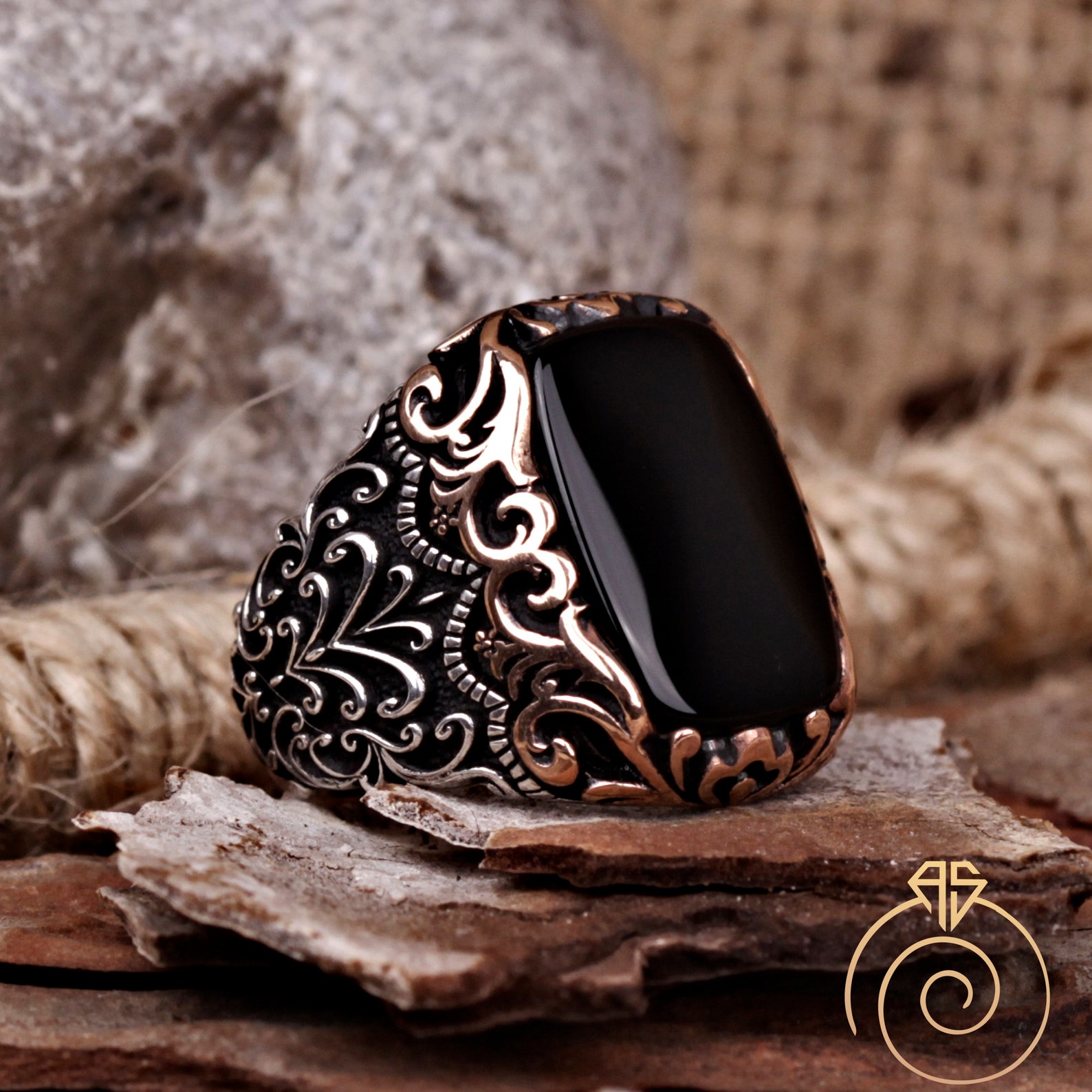 Unique Mens Ring Vintage Onyx Engraved Rectangle Wedding Ring ...
