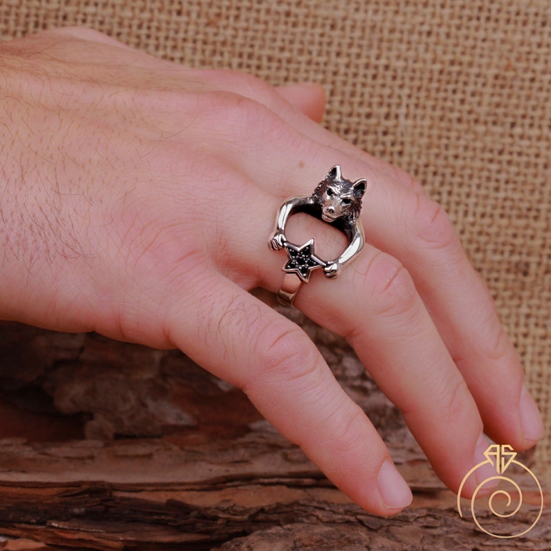 Mens Animal Signet Ring Vintage Wolf Head Jewelry Black Stone - Etsy