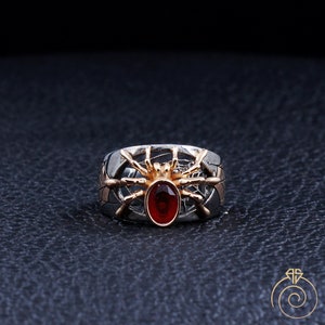 Mystery Gold Spider Ring, Vintage Animal Signet Ruby Ring, Black Spider ...