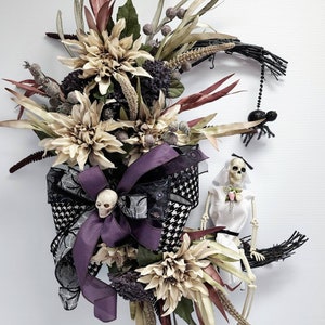 Halloween Wreath, Halloween Decor, Gothic Moon, Halloween Grapevine ...