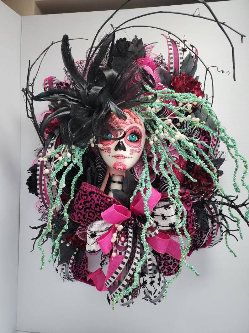 Halloween, Spider Lady, Mannequin Head Wreath, Pink Spider Lady, Home ...