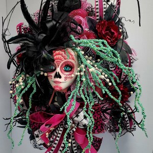 Halloween, Spider Lady, Mannequin Head Wreath, Pink Spider Lady, Home ...