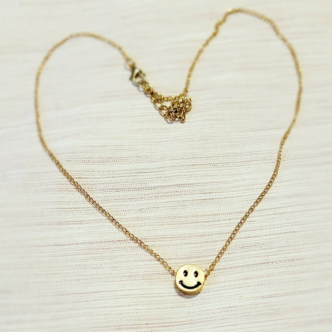 Gold Smiley Face Pendant Necklace, Emoji Clavicle, Smile Charm Necklet ...