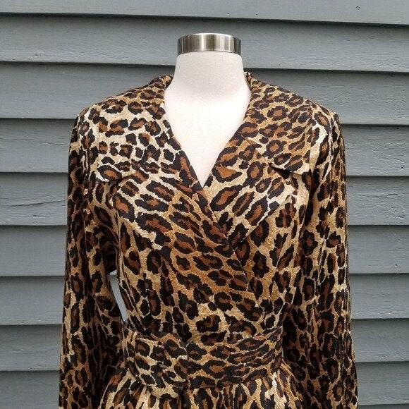 Vintage 80s Retro Pin up Girl Animal Print Leopard Silk Midi Pencil ...