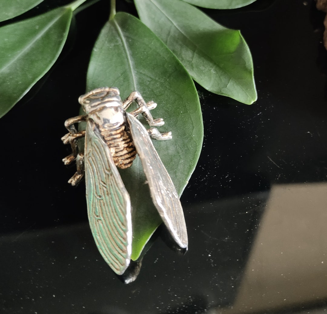 China Ancient White Copper Hand-carved Cicada Statues/micro-landscape ...
