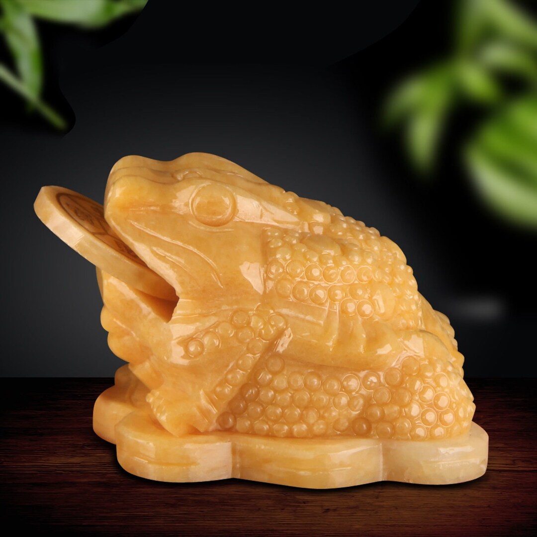 Chinese Natural Yellow Jade Toad Statue / Feng Shui Decoration for ...