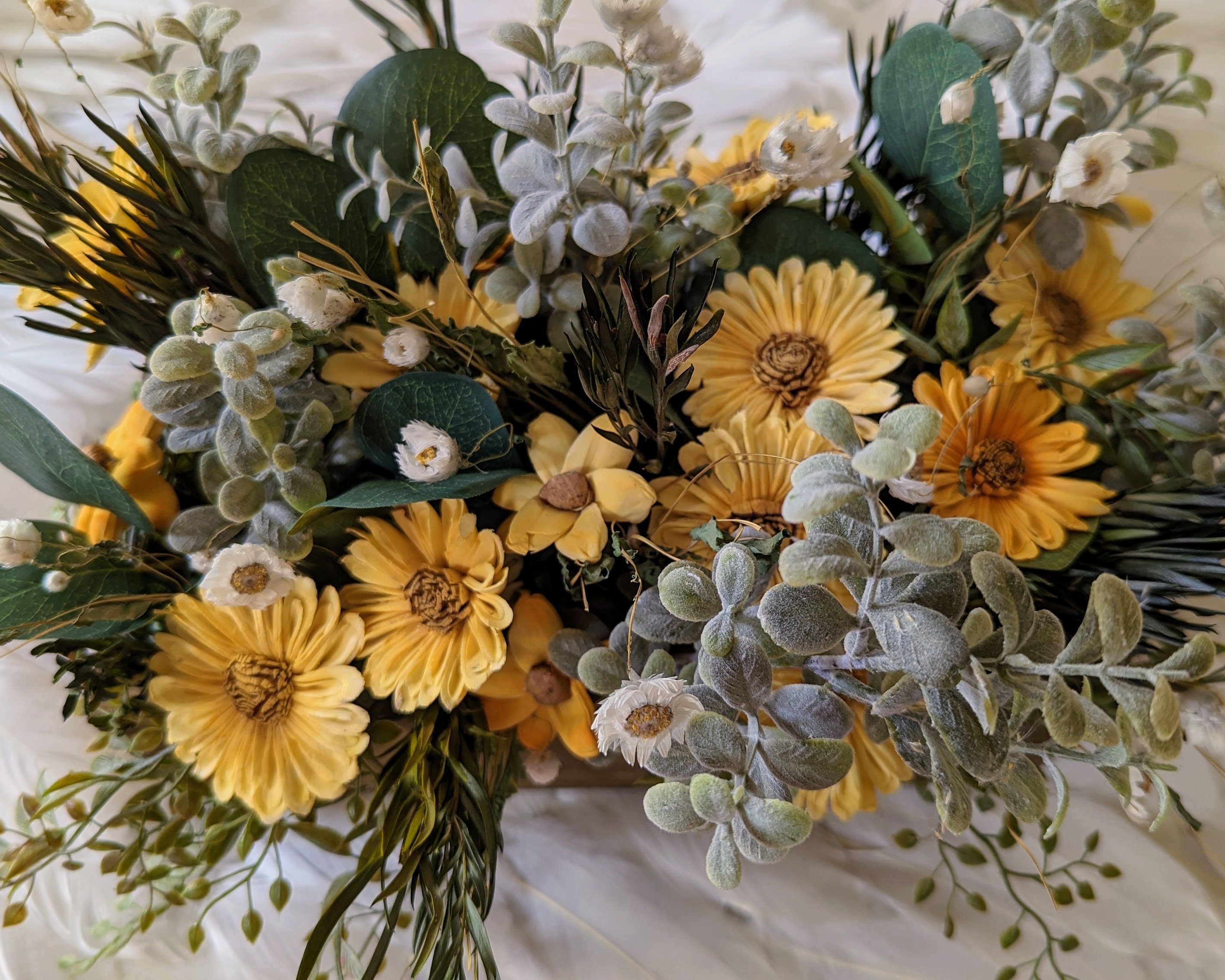 Wood Flower Summer Centerpiece — Flora and Fuego