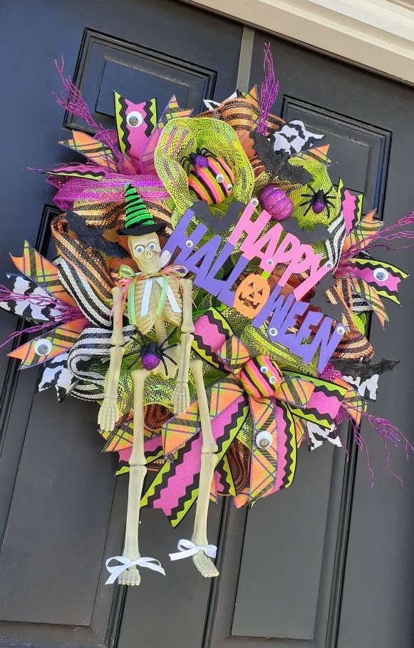 Halloween wreath skeleton wreath spooky decor bright | Etsy