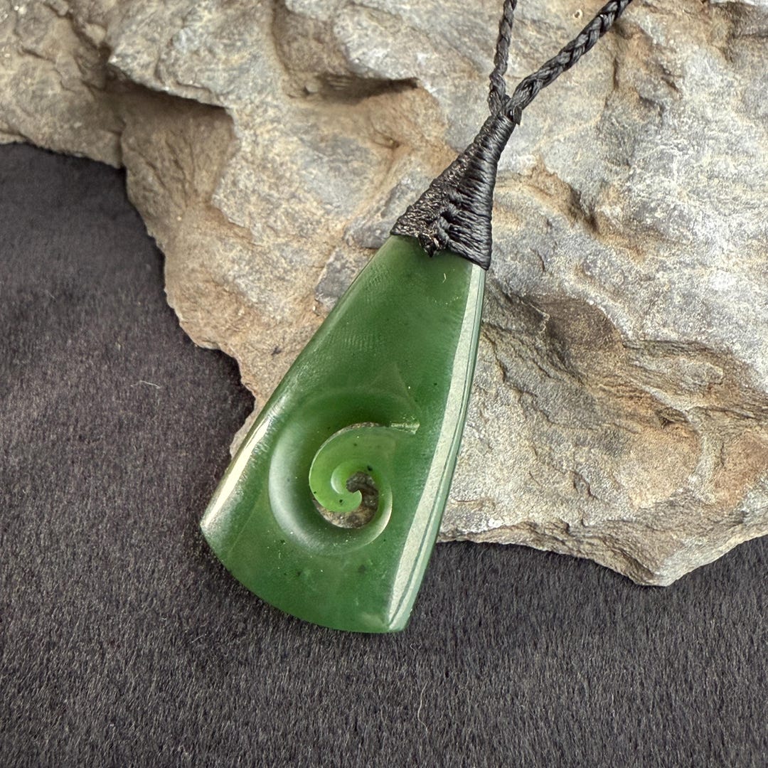 Handmade Maori Style Pendant Natural GREEN Nephrite Jade Greenstone ...