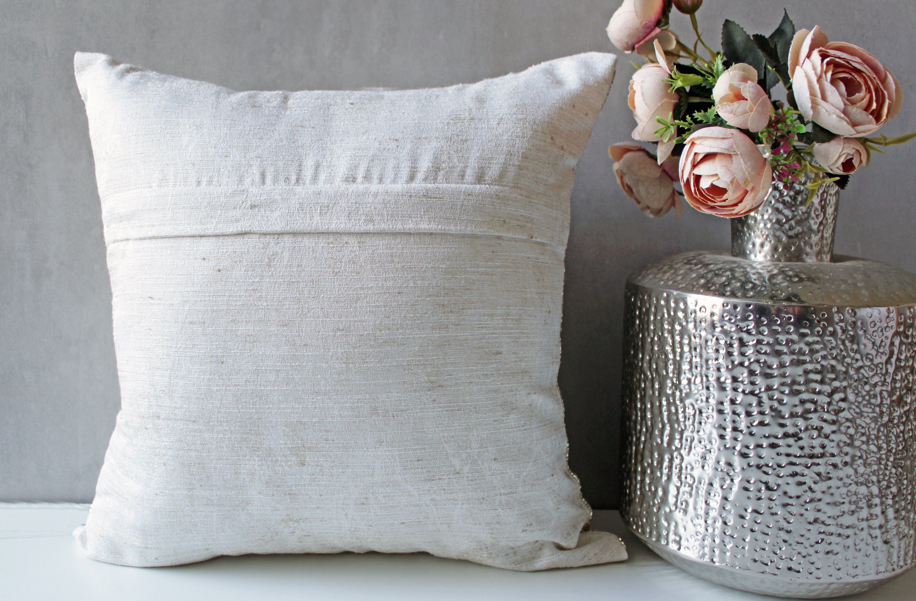 White Silver Beads Throw Pillow Luxury Contemporary Modern - Etsy Hong Kong