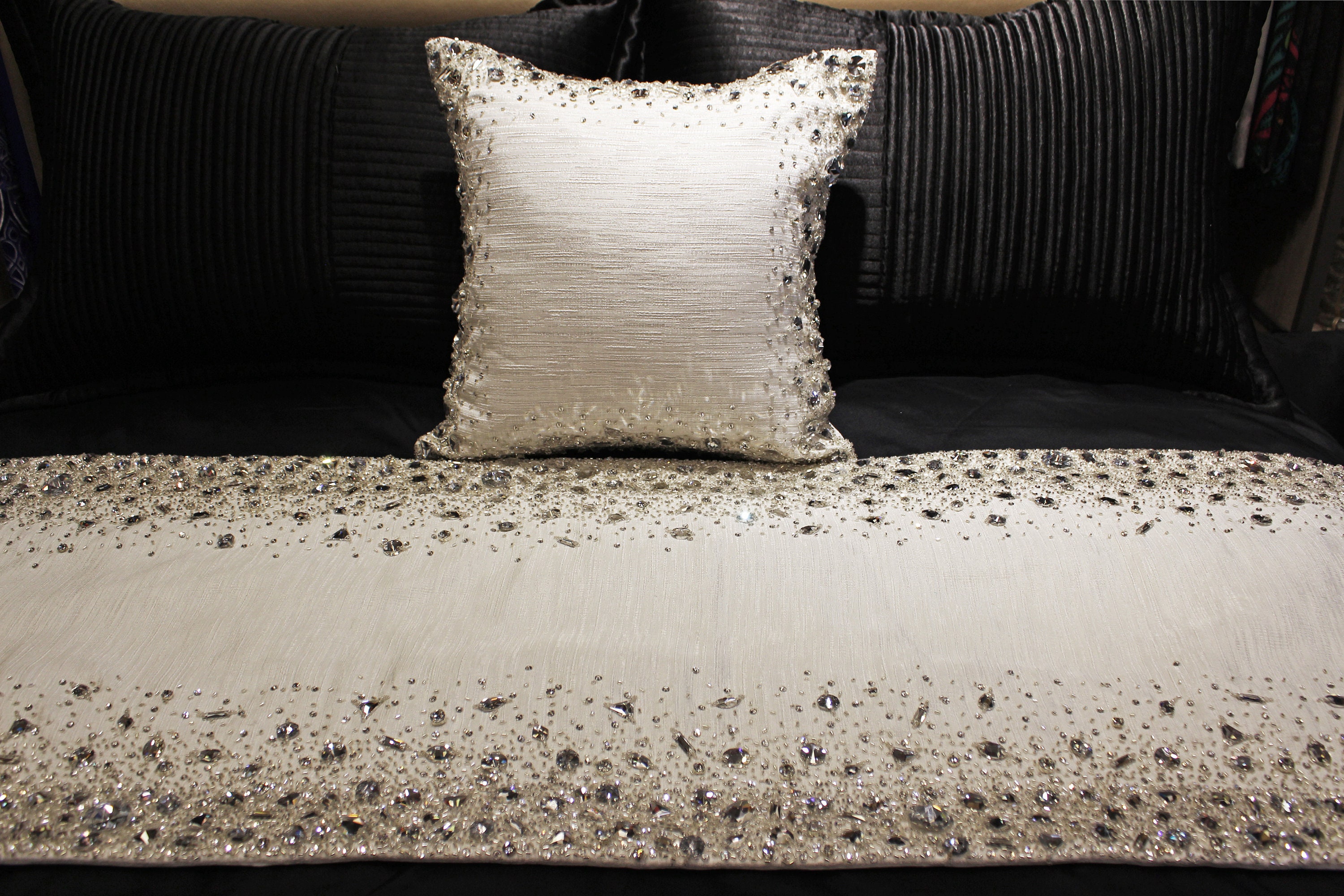 White Silver Bling Bed Runner Set 53 X 18 Luxury - Etsy