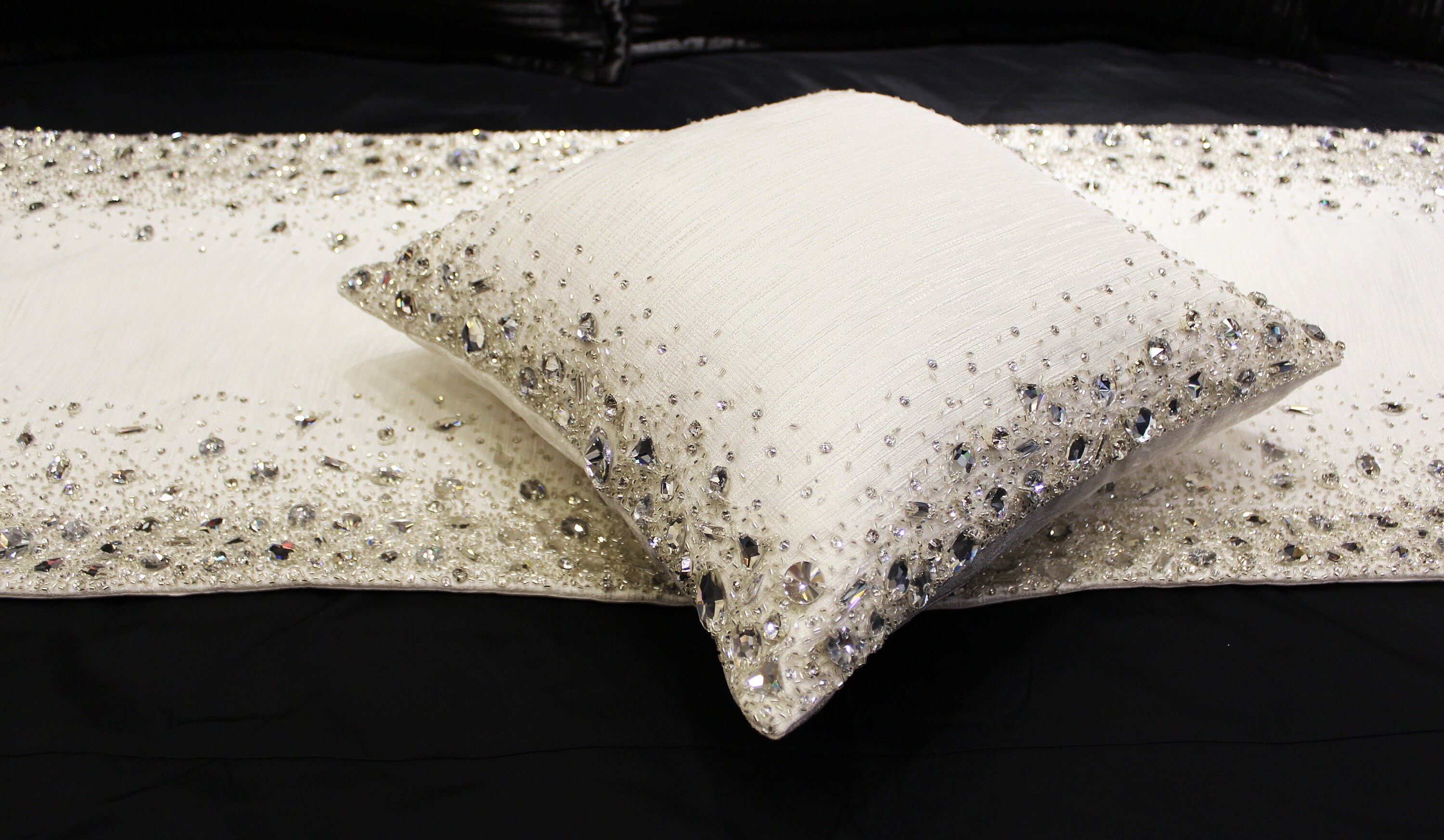 White Silver Bling Bed Runner Set 53 X 18 Luxury - Etsy