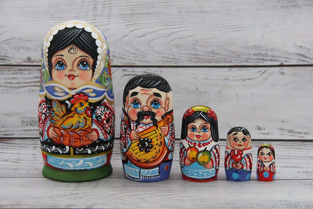 Ukrainian Family Hand Painted Nesting Doll 5 Pieces Ukrainian - Etsy