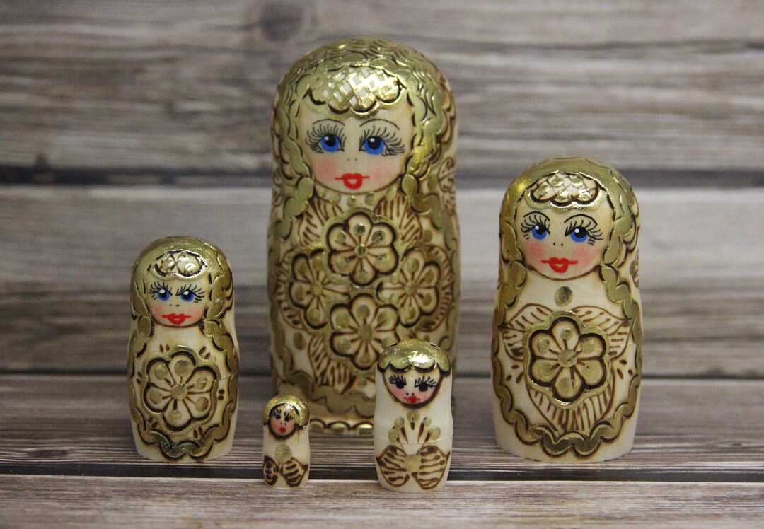 Ukrainian Traditional Hand Painted Nesting Doll 5 Pieces Wood Burning ...