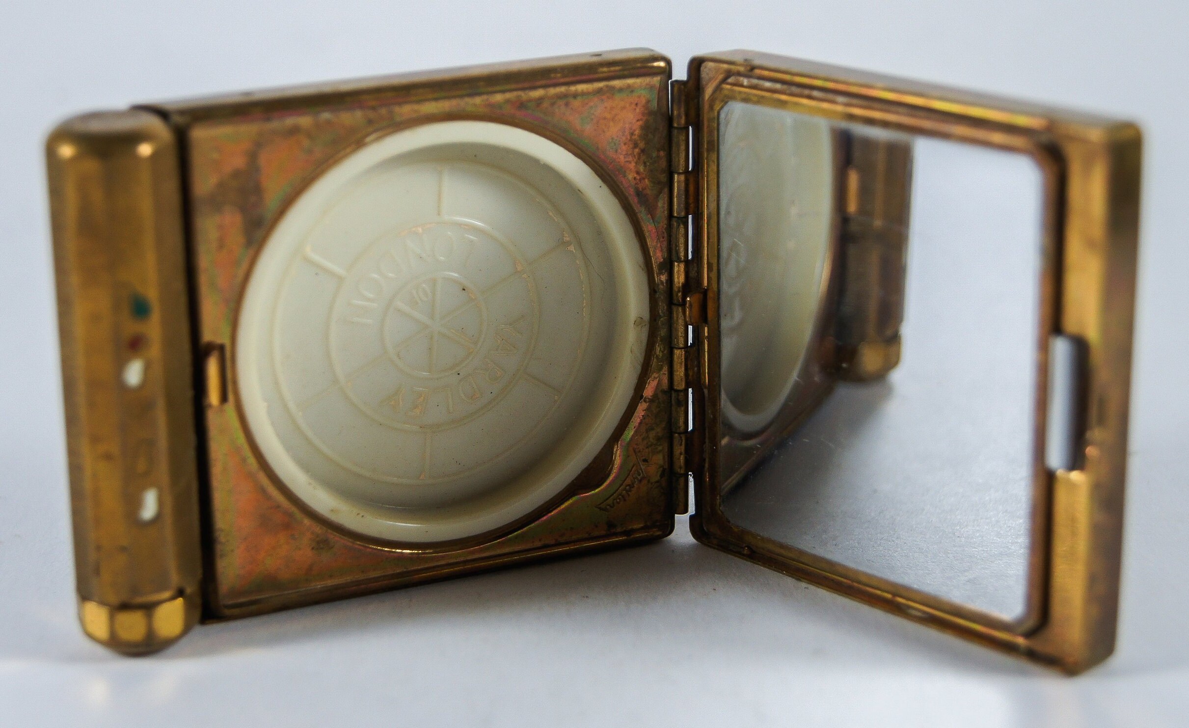 Vintage Makeup Compact Square Circa 1940s YARDLEY Enamelled Brass ...