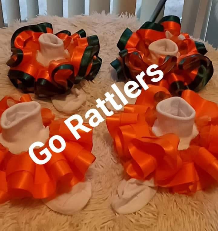 CUSTOM MADE Ruffle Socks .. Any Color... Handmade.... - Etsy