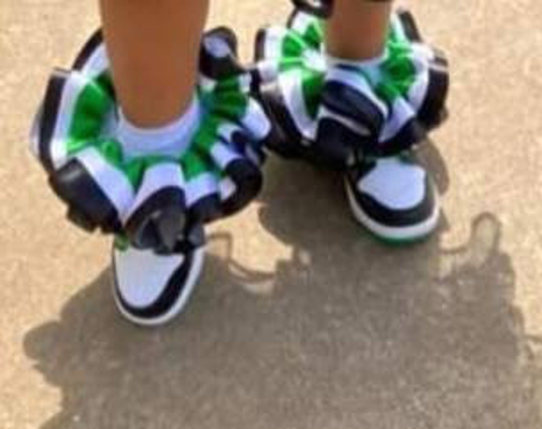 CUSTOM MADE Ruffle Socks .. Any Color... Handmade.... - Etsy