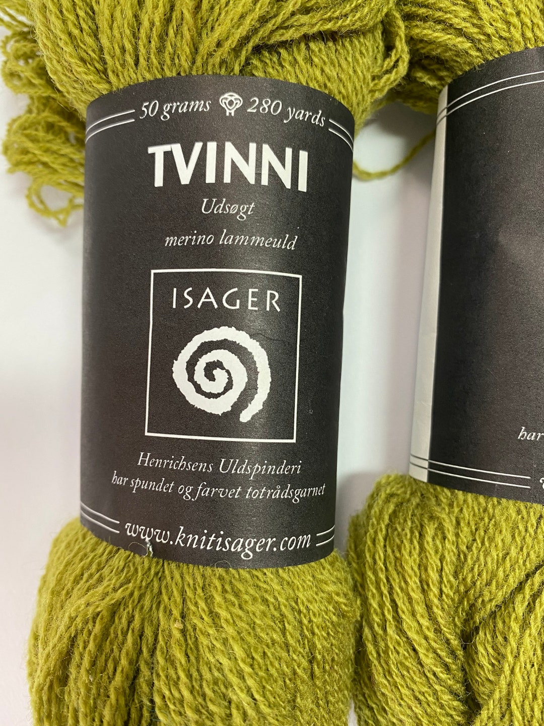 Isager Tvinni Merino Lambswool Yarn, Color 15, 560 Yds Total (2 Hanks ...