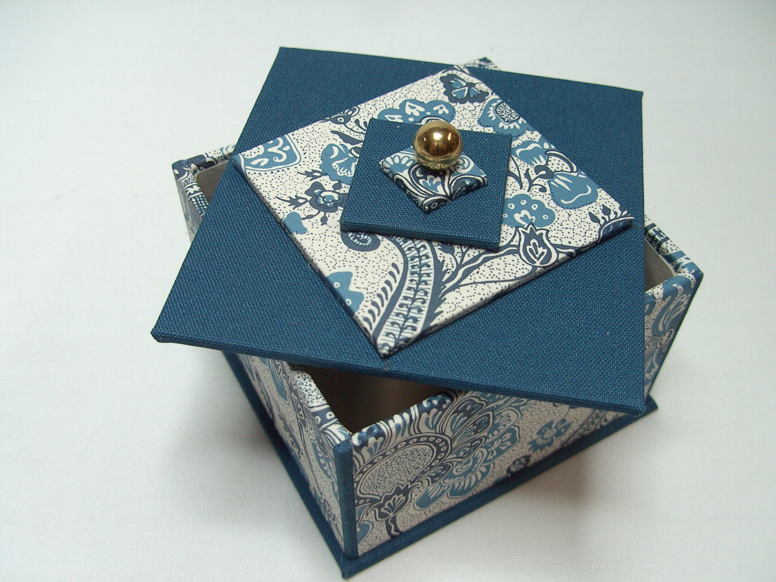 Small Box With Decorative Lid - Etsy