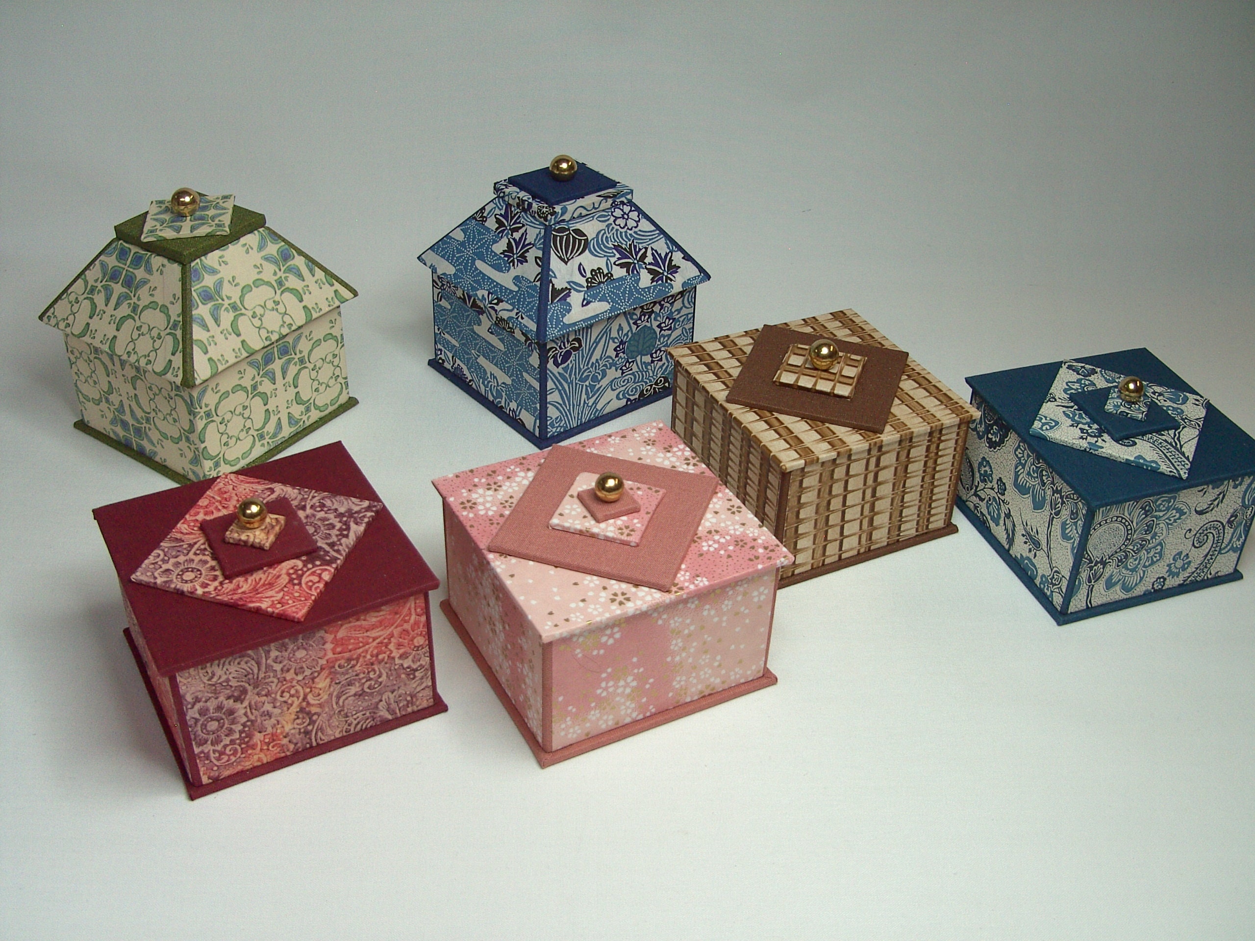 Small Box With Decorative Lid - Etsy