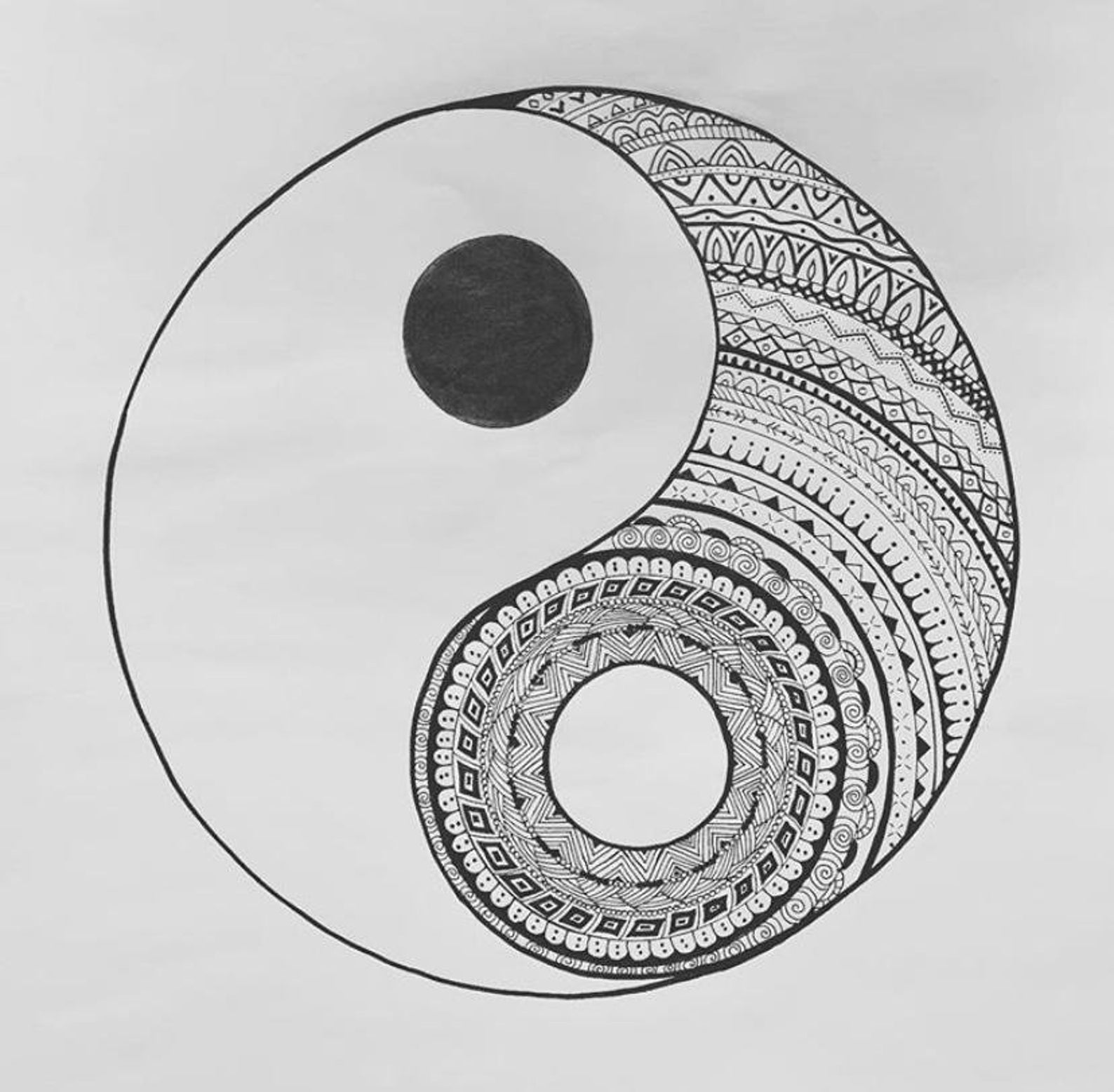 Yin and Yang Zentangle | Etsy