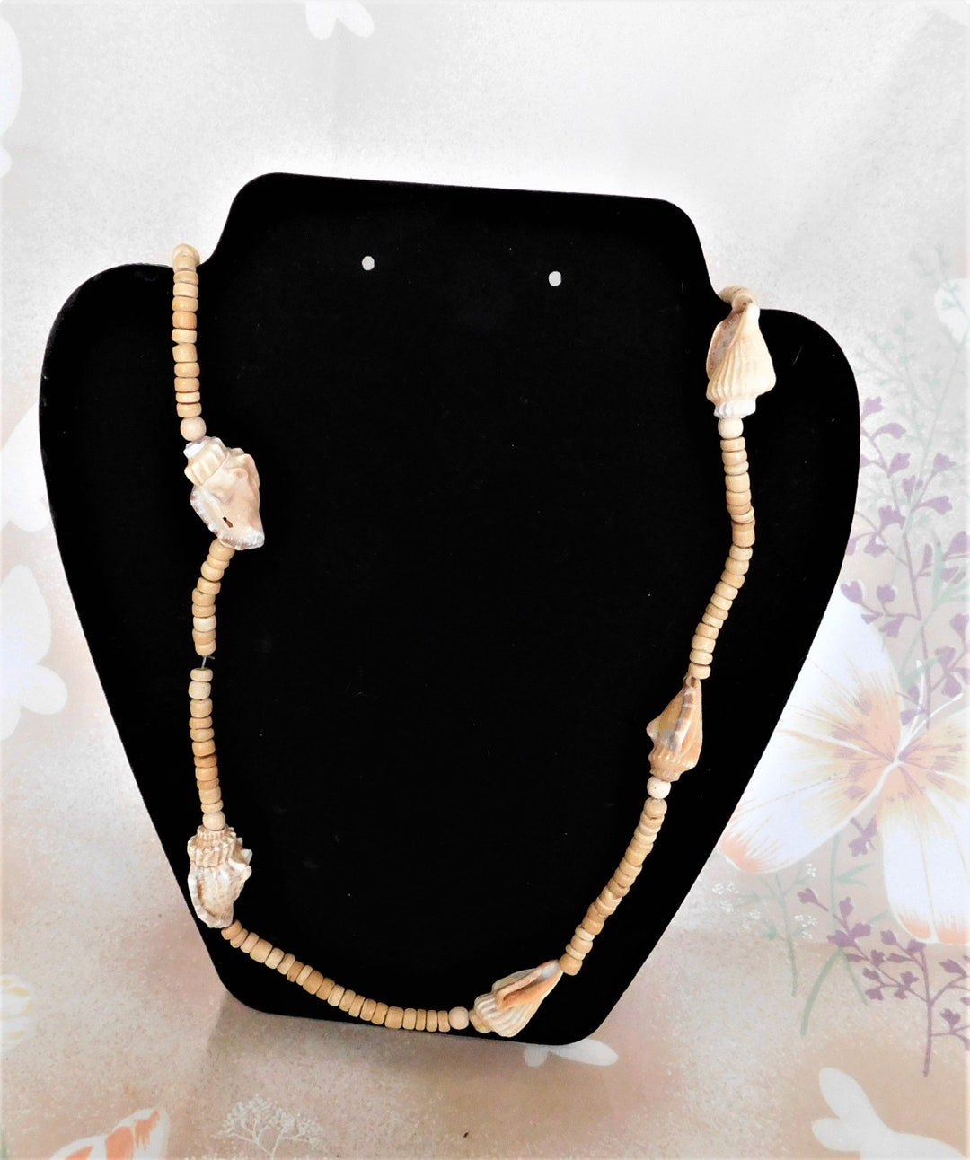 Vintage Shell and Heishi Hippie Necklace - Etsy