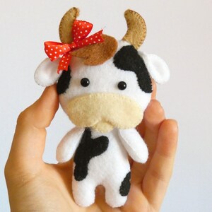 PDF Felt Farm Animals Sewing PATTERN & Tutorial - Felt Cow, Chicken and ...