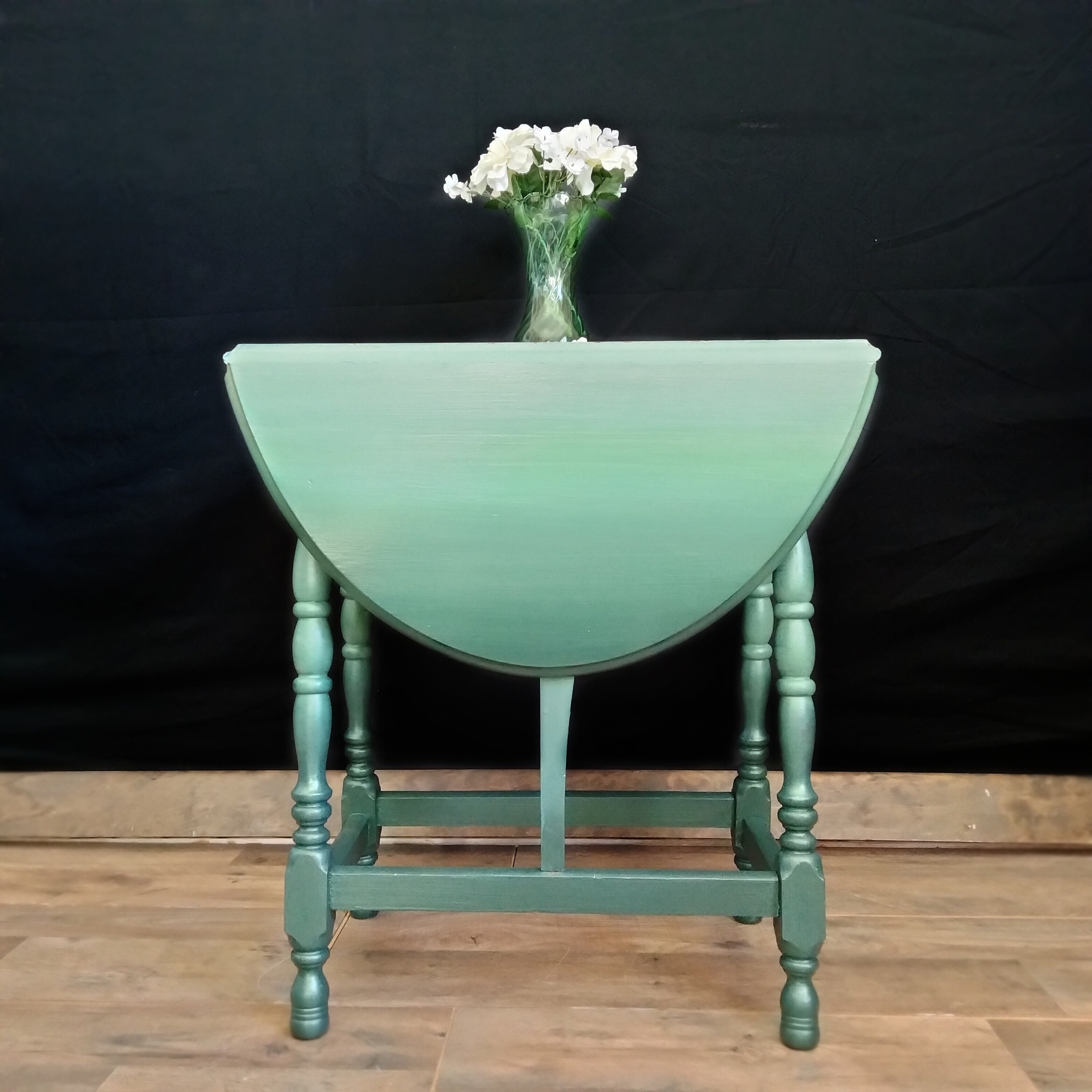 Small Dropleaf Side Table, Painted Vintage Accent Table, Sturdy Oval ...