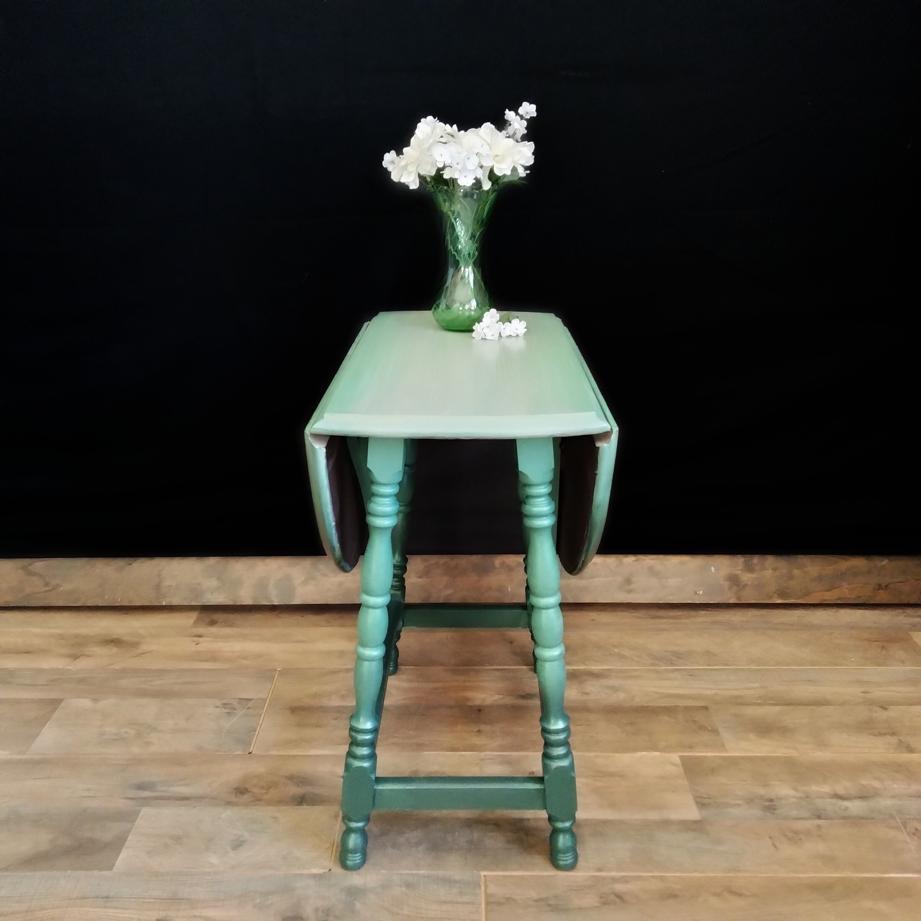 Small Dropleaf Side Table, Painted Vintage Accent Table, Sturdy Oval ...