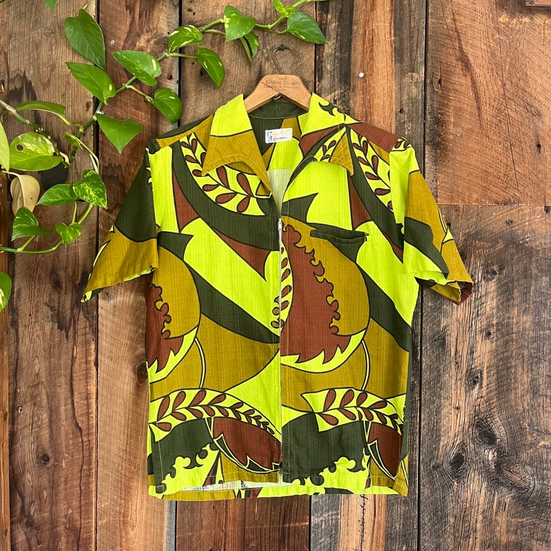 Vintage 60s Hawaiian Bark Cloth Trippy Hippy Zip up Shirt Surfrider ...