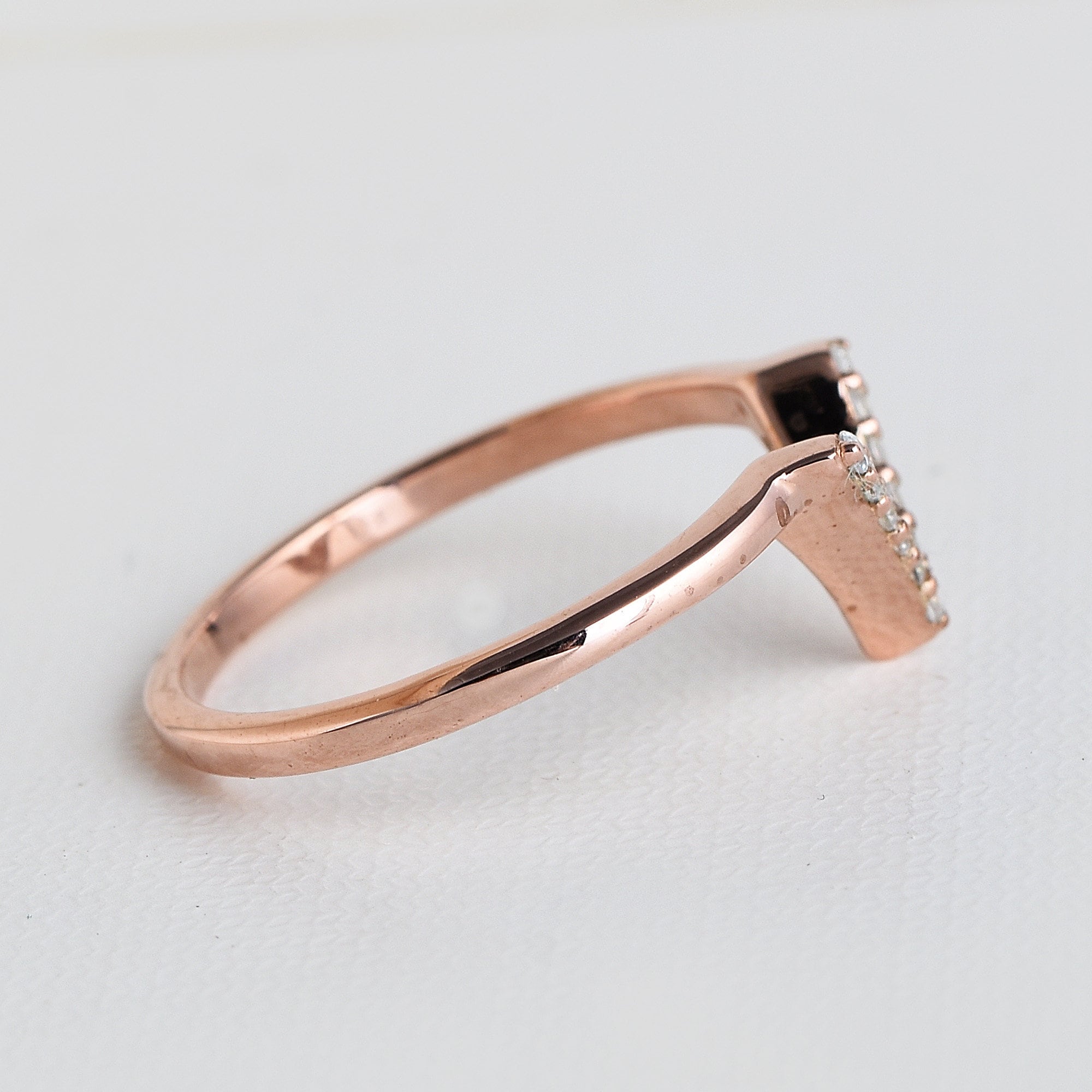 V Shaped Ring Chevron Ring Stacking Rings With V-shaped Notches Cubic ...