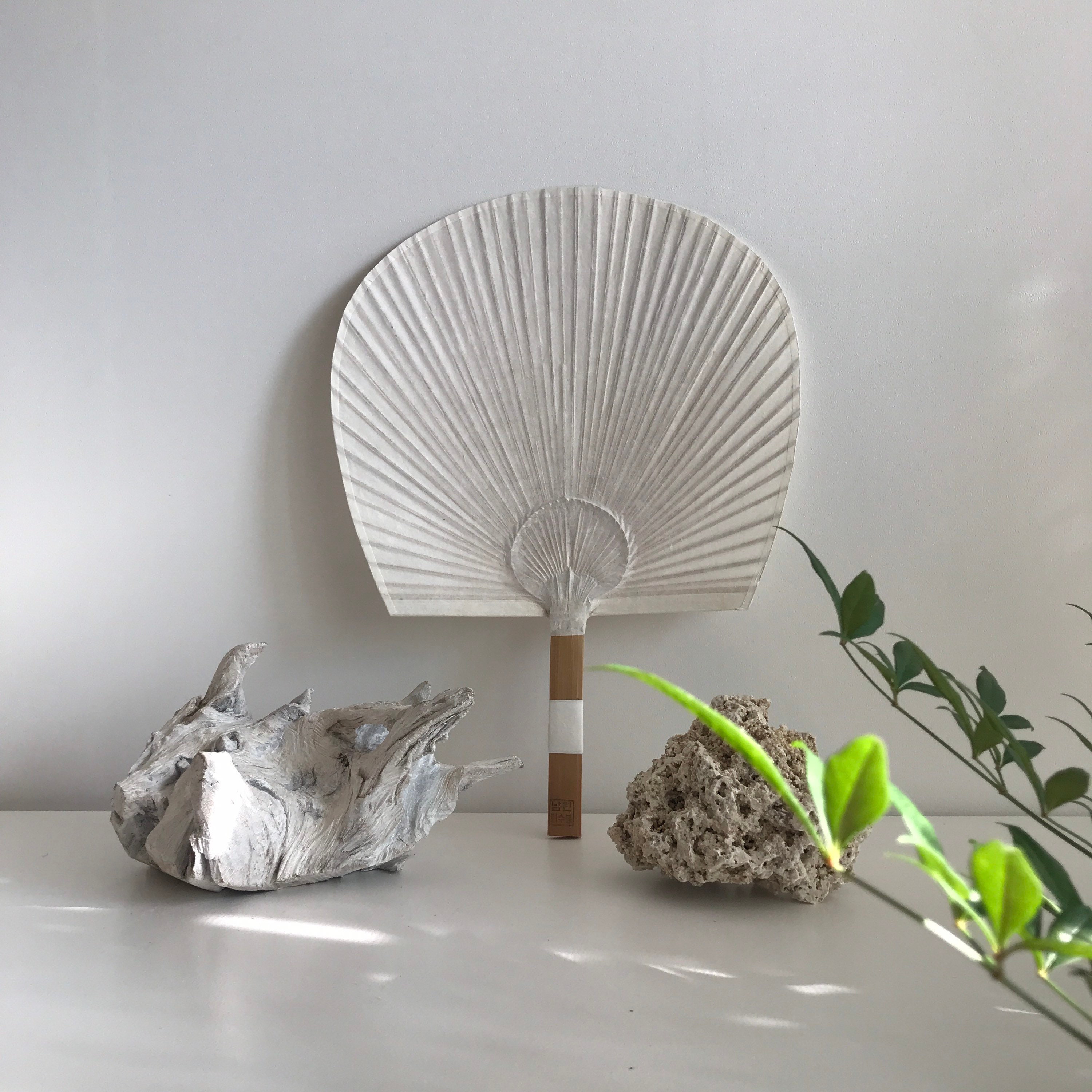 Korean Artisan's Handcraft Fan / Paper Bamboo Fan - Etsy