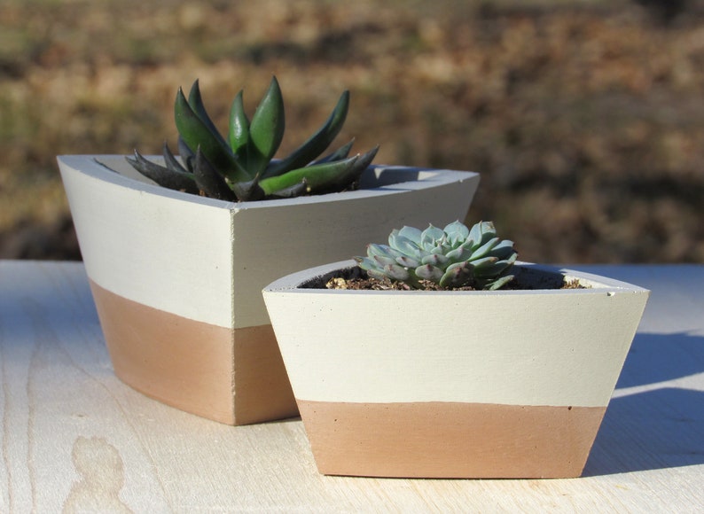 Curved Nesting Triangle Concrete Planter or Bowl - Etsy