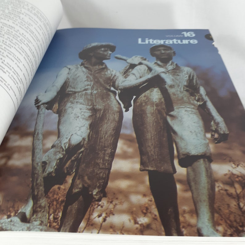 Vintage 1985 the Volume Library Volumes 1 and 2 Plus 4 Year Books 1986 ...