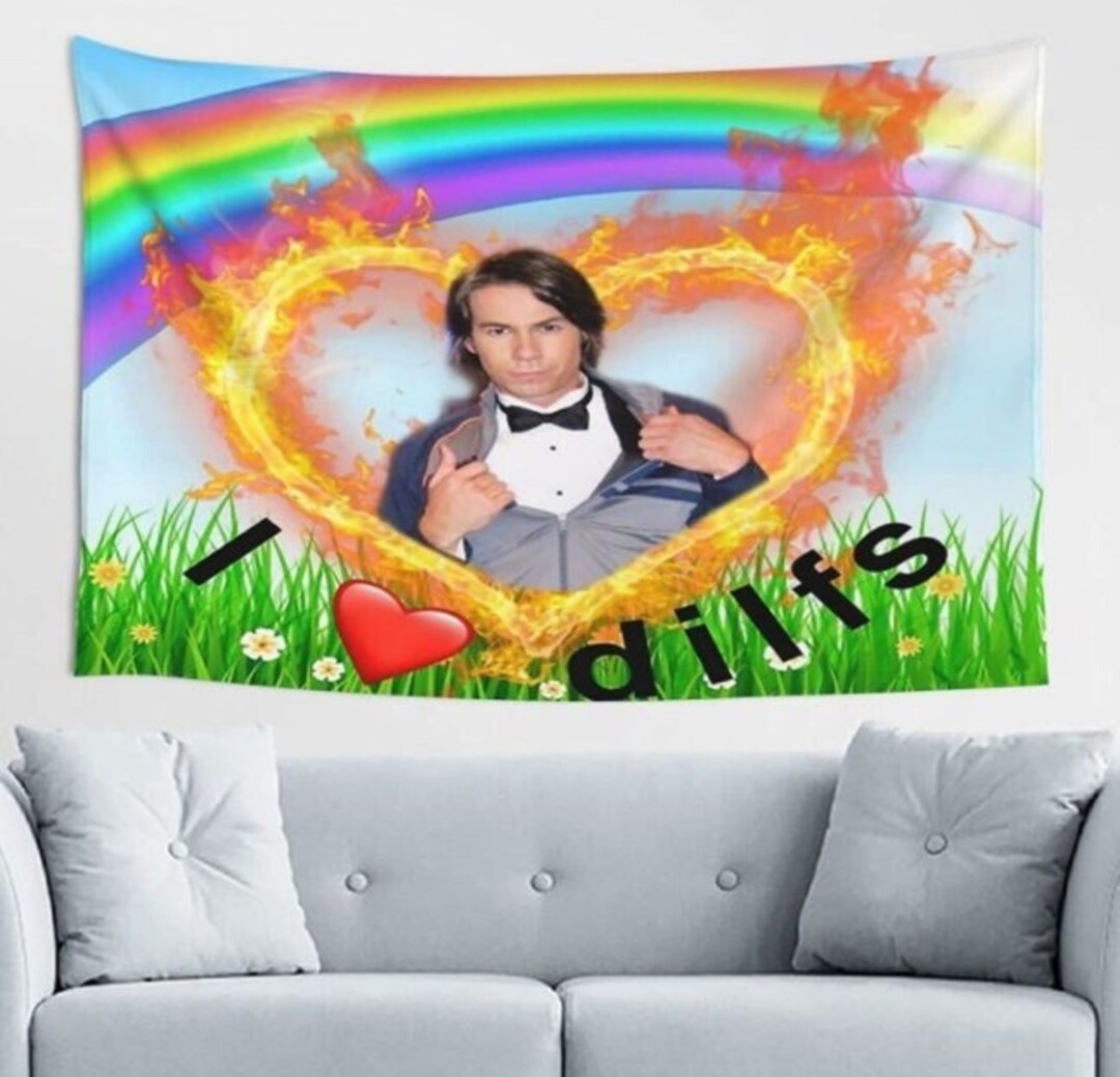 Cartoon Tapestry Eboy Shrek and Egirl Fiona Tapestry Funny Meme ...